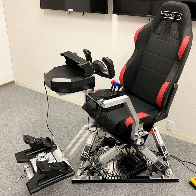 Training/Test/Experience Flight Simulator WIZAPPLY | IPROS GMS