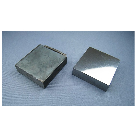 Deburring and scale removal, heat treatment coating removal. 早川研磨工業 ...