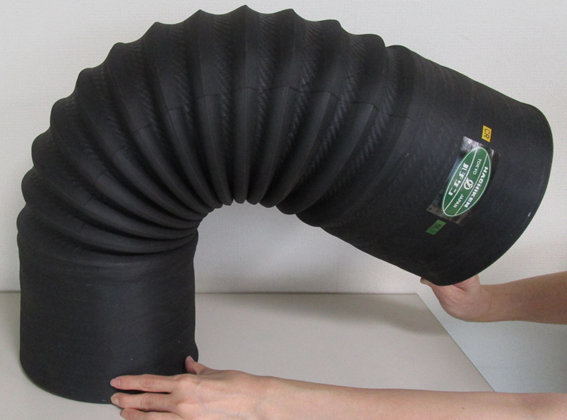 「ハチケン」のフロッピーホース は流れをつなぎます。 ハチケン | イプロスものづくり