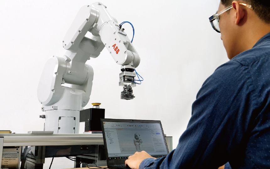 ロボットコントロールメイト (RCM) | ABB Robotics Japan - Powered by イプロスものづくり