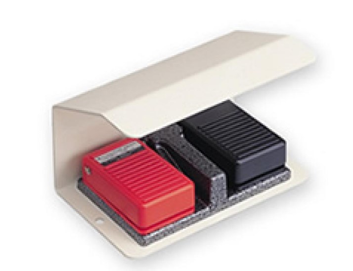 フットスイッチ『OFL-TVG5-S5C』 | イプロスものづくり